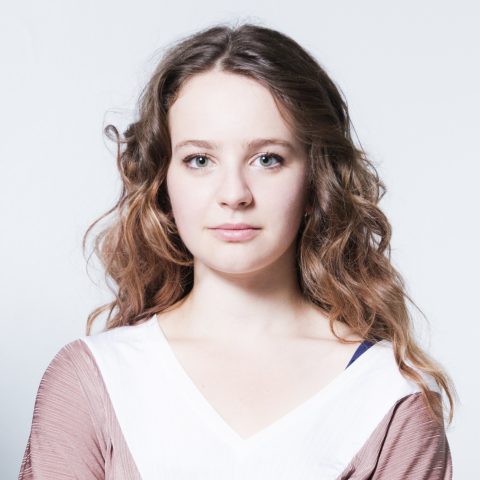 Laura van der Heijden – James Brown Management